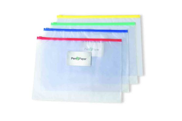 Sobre PVC con Cierre en Tienda Inglesa